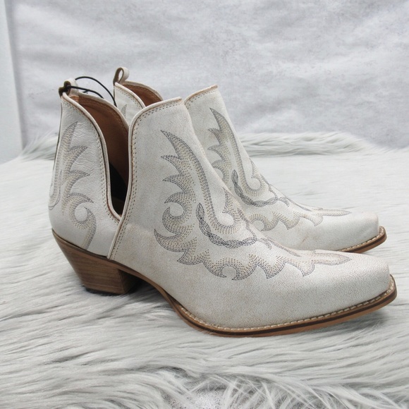 Myra Bag | Shoes | Myra Yipple Western Leather Embroidered Ankle ...